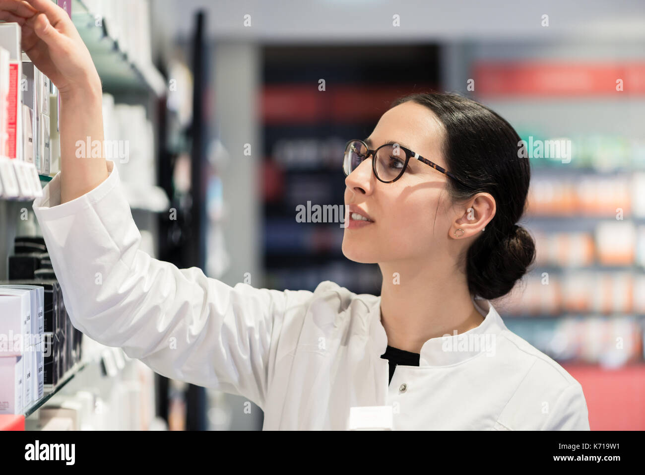 Pharmaceutical products hi-res stock photography and images - Alamy