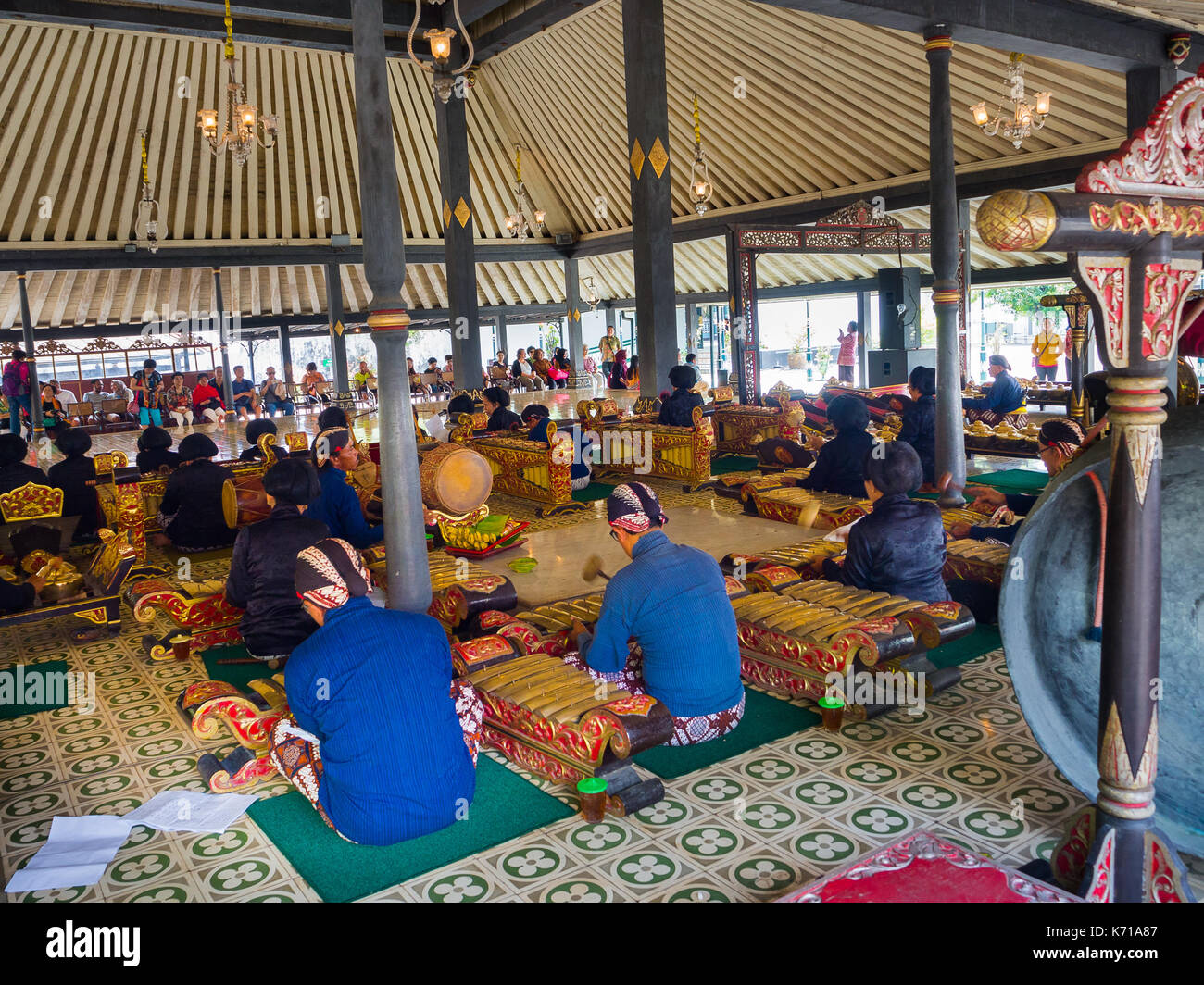 BROMO, INDONESIA - MARCH 11, 2017: Artist musicians performing ...