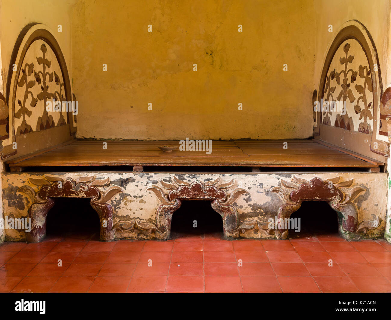 Royal palace yogyakarta java island hi-res stock photography and images ...