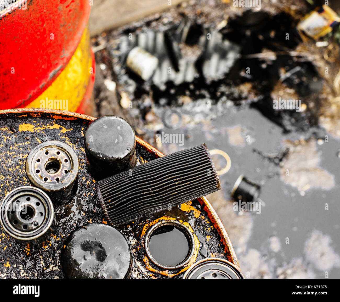 Old oil filters hi-res stock photography and images - Alamy