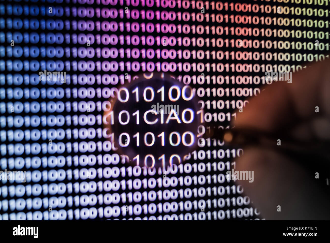 Computer hacking cia hi-res stock photography and images - Alamy