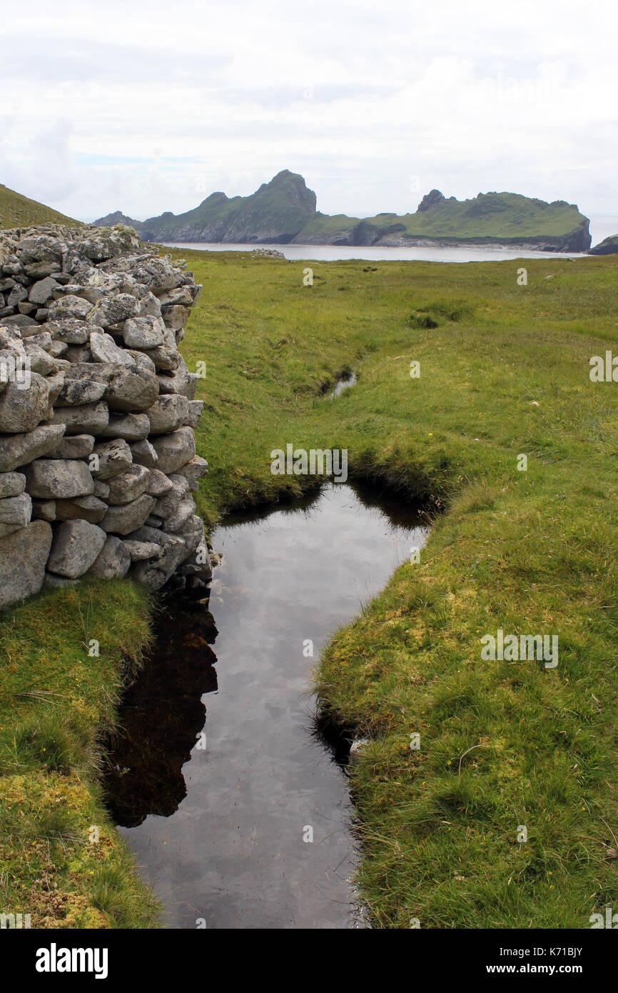 st kilda village on the island of hirta scotland Stock Photo - Alamy