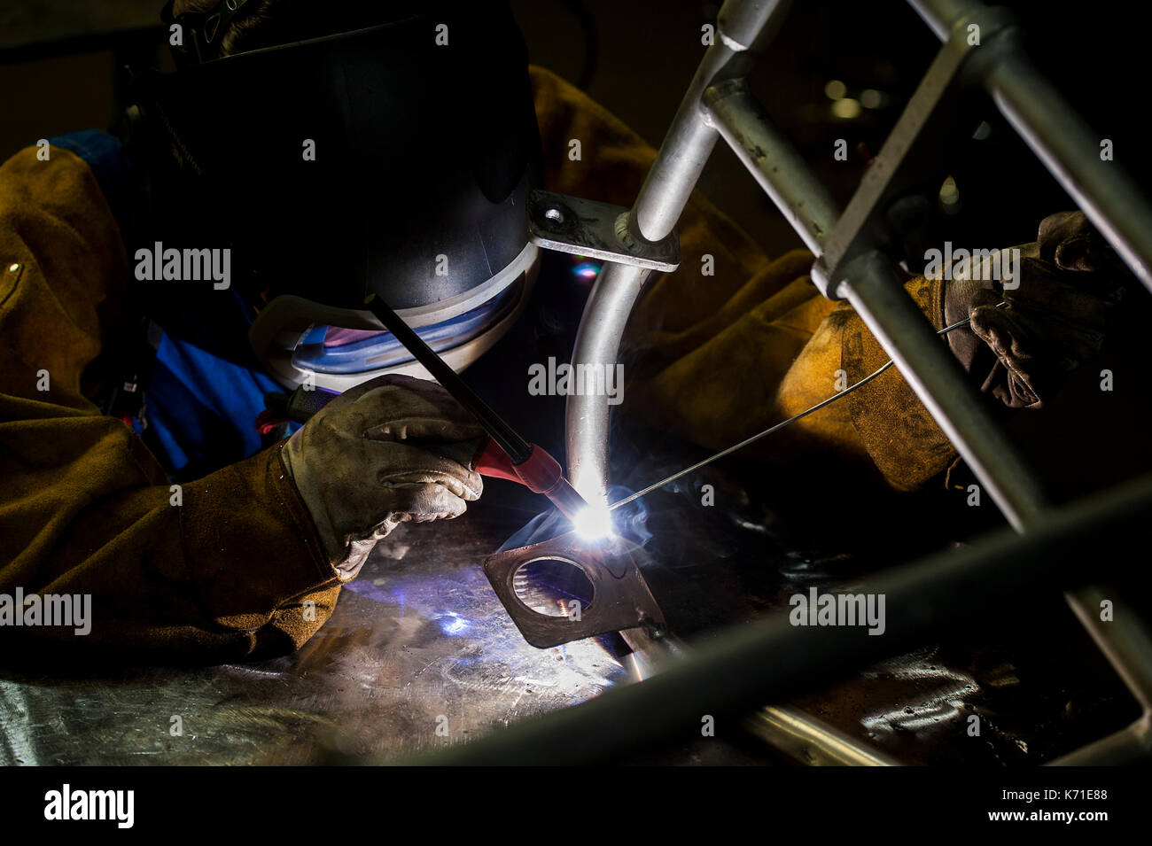 Aircraft metals technology hi-res stock photography and images - Alamy