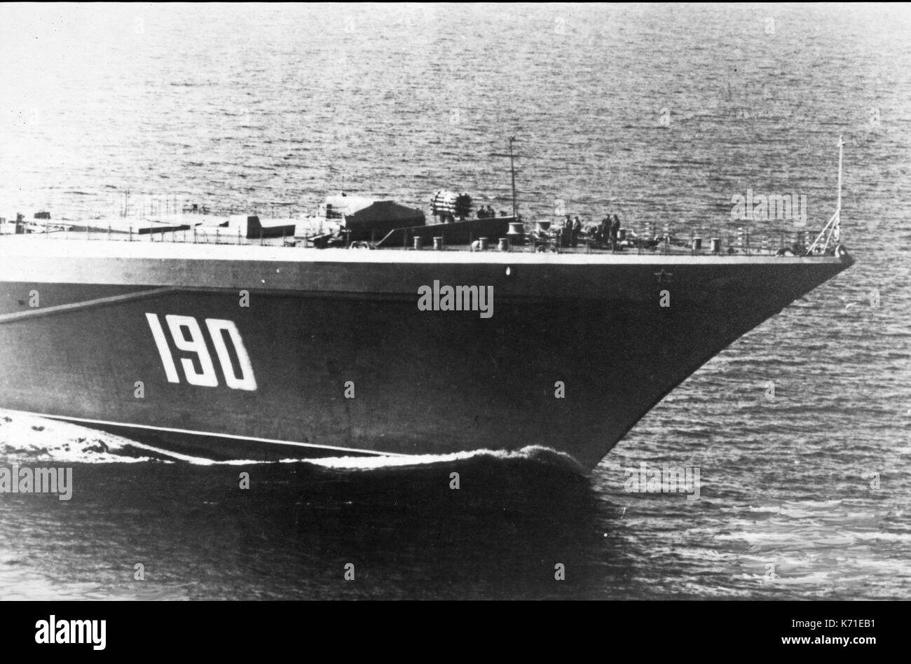 Nuclear powered guided missile cruiser hi-res stock photography and ...