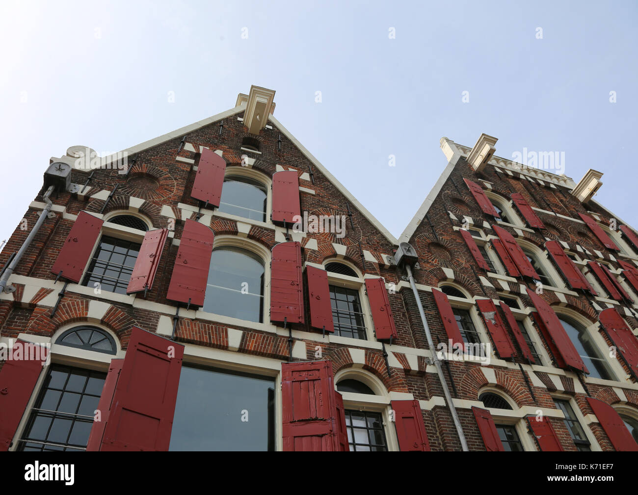 Protruding frames hi-res stock photography and images - Alamy