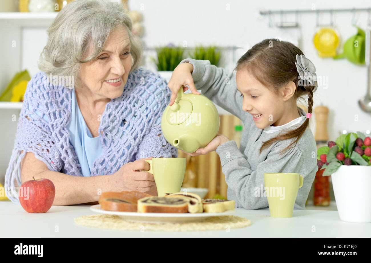 Parents drinking with children hi-res stock photography and images - Alamy