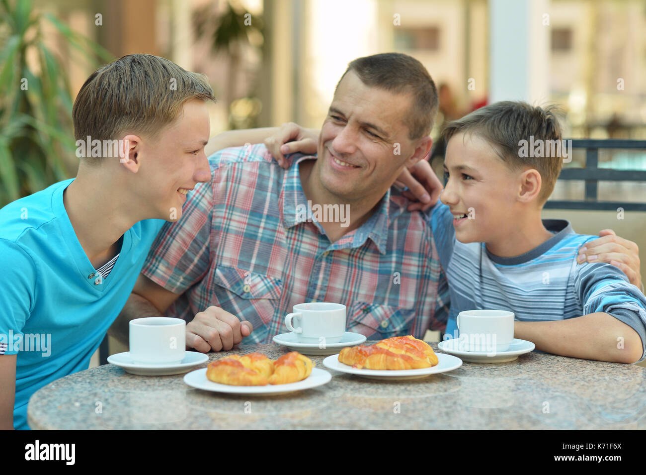 Sons breakfast hi-res stock photography and images - Alamy