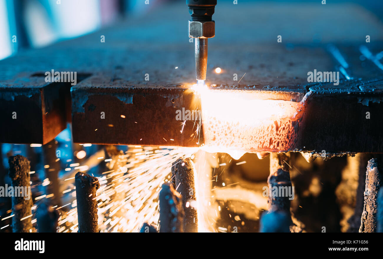 High precision CNC gas cutting metal sheet Stock Photo - Alamy