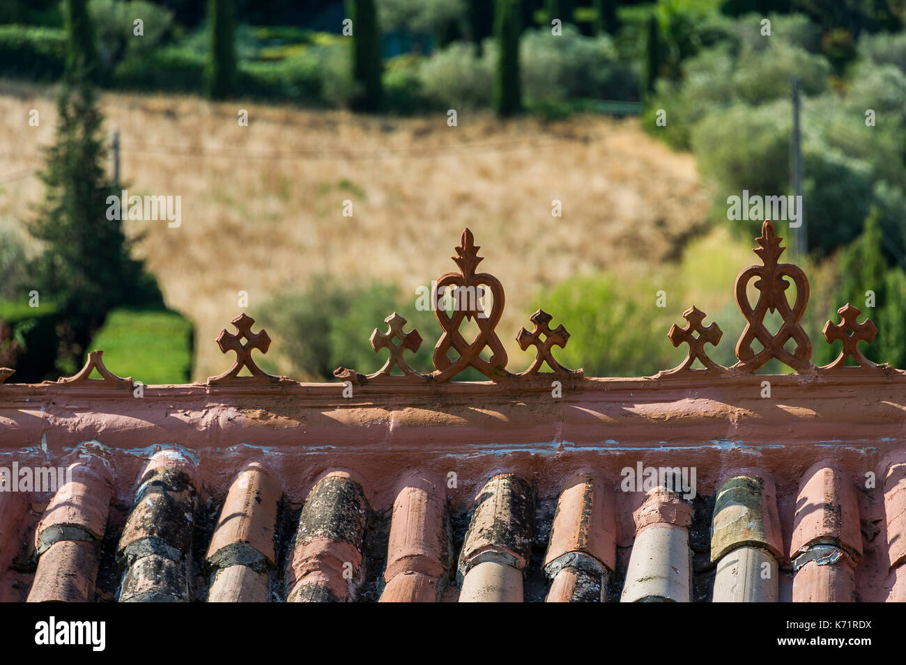 VILLAGE MEDIEVAL DU CASTELLET, VAR 83 FRANCE Stock Photo - Alamy