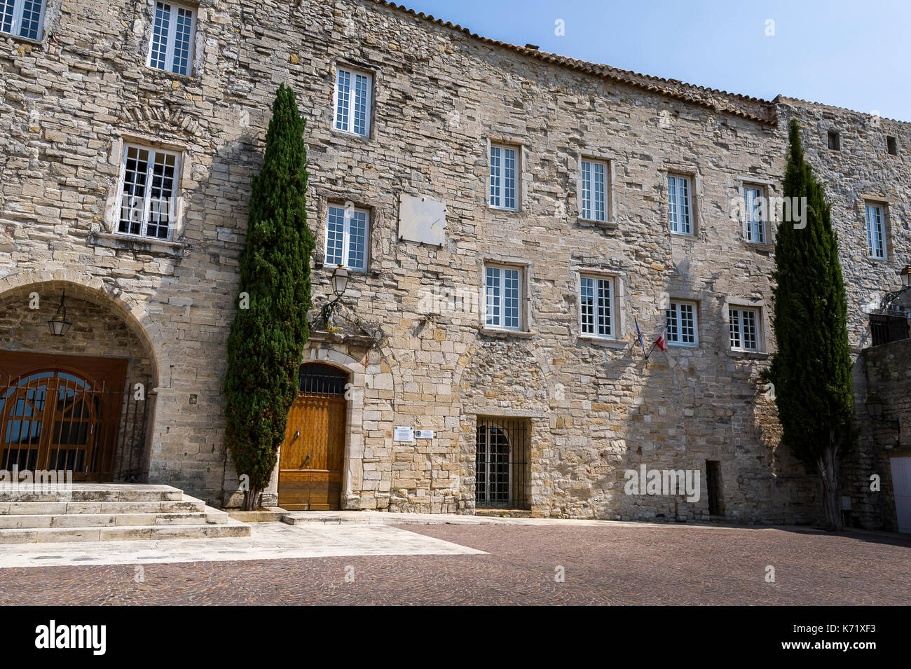 VILLAGE MEDIEVAL DU CASTELLET, VAR 83 FRANCE Stock Photo - Alamy