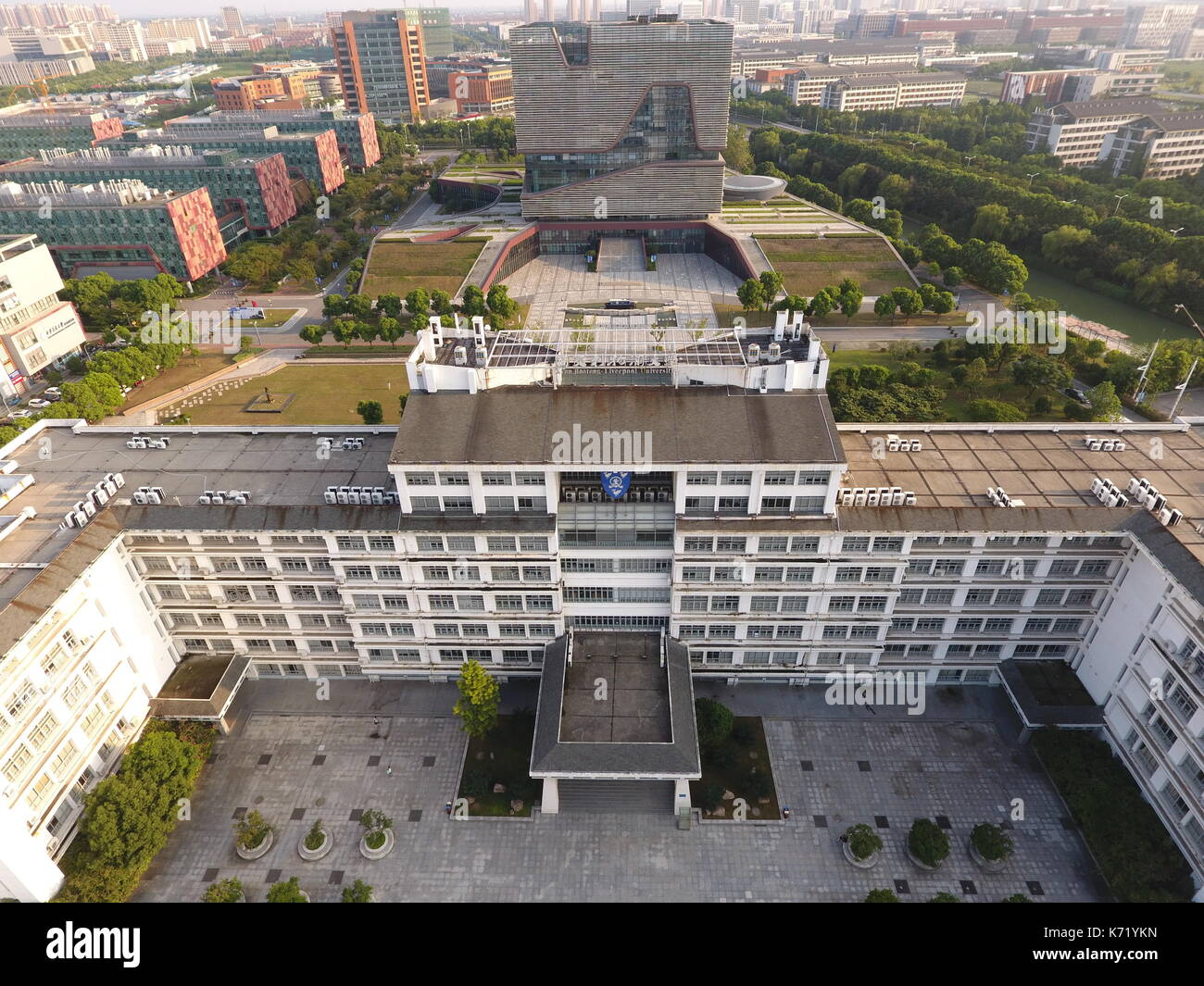 Taihu limestone hi-res stock photography and images - Alamy