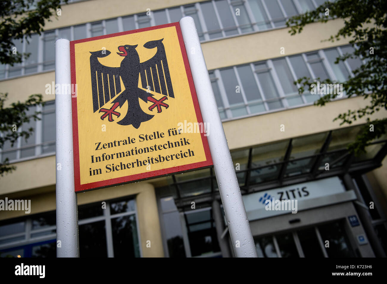 Zentrale stelle office hi-res stock photography and images - Alamy