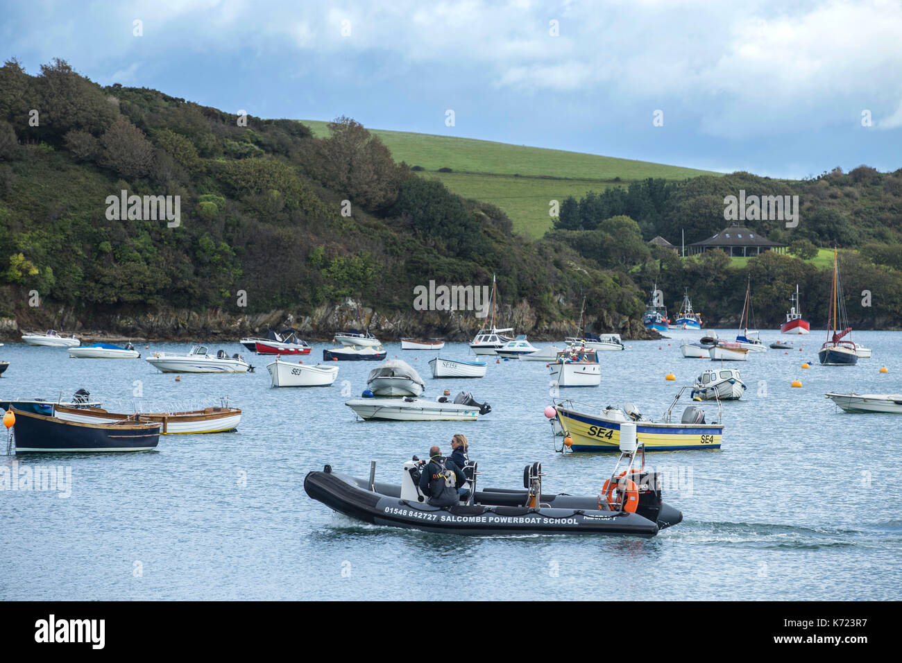 Salcombe, UK. 14th Sep, 2017. UK Weather. A few showers couldn't hold ...