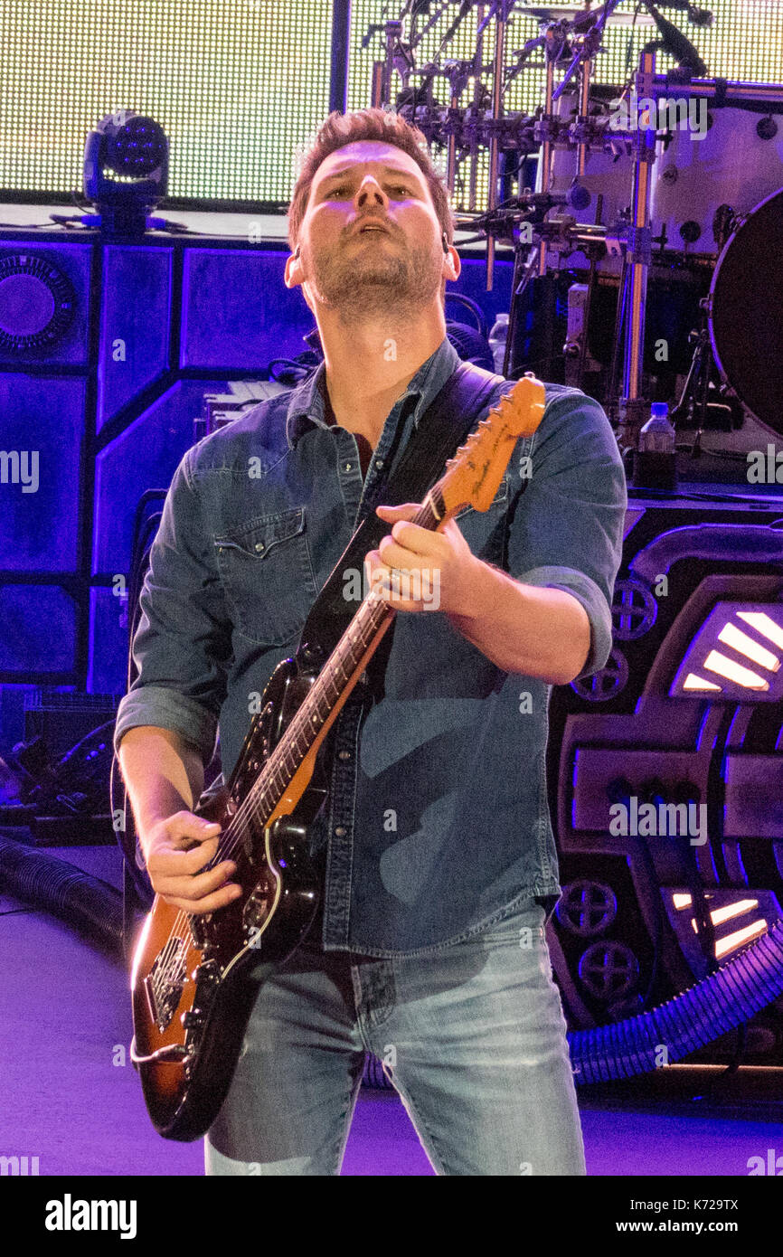 Nickelback 2017 hi-res stock photography and images - Alamy