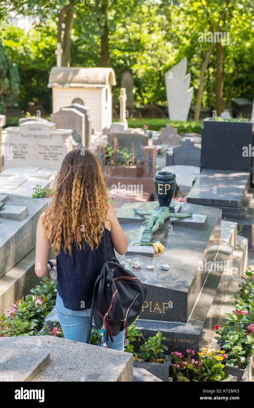 France, Paris, Pere Lachaise cemetery, the grave of the singer Edith ...