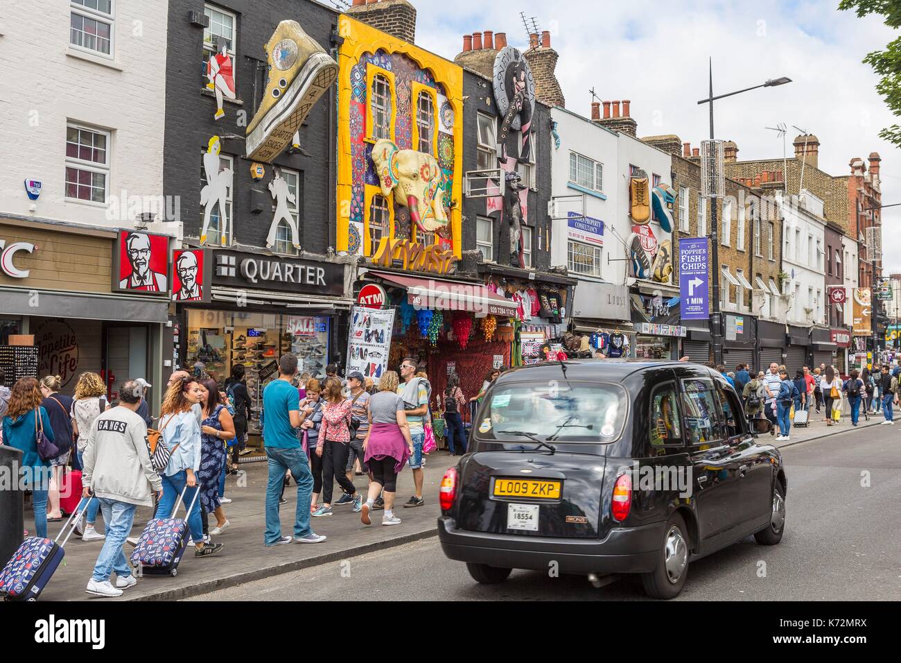 United Kingdom, London, Camden, Camden Sunday market Stock Photo - Alamy