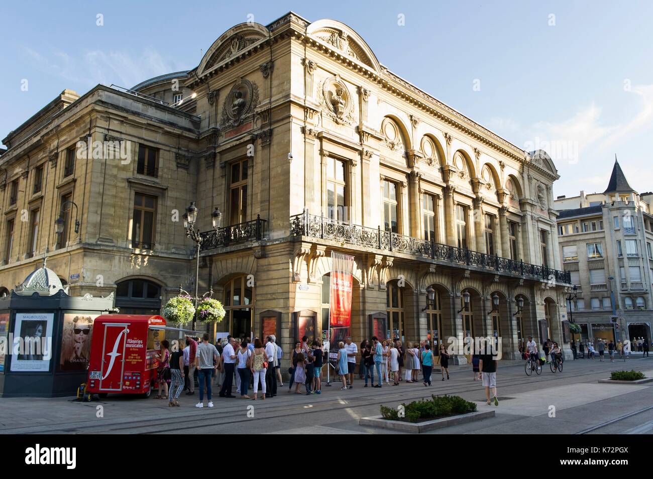 Reims opera house hi-res stock photography and images - Alamy