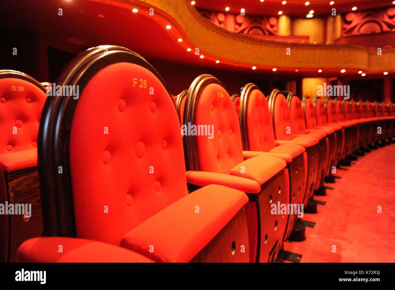 Reims opera house hi-res stock photography and images - Alamy