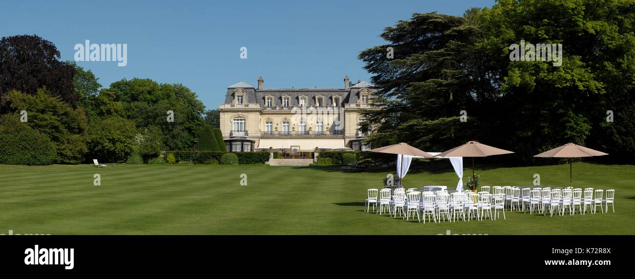 France, Marne, Reims, general view of Cray res palace and its park ...