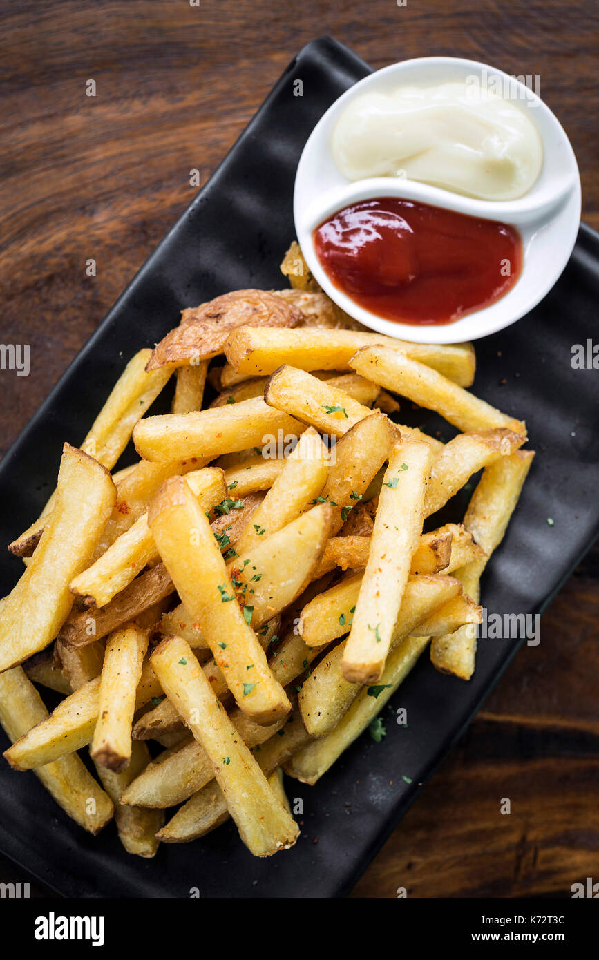 Classic potato chips hi-res stock photography and images - Alamy