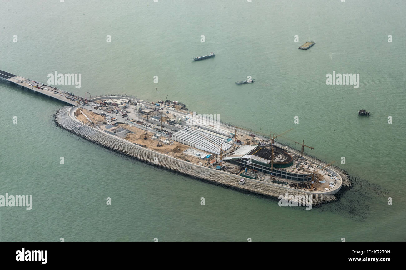 Border Point. Hong Kong -- Zhuhai -- Macao Bridge (HZMB), linking the ...