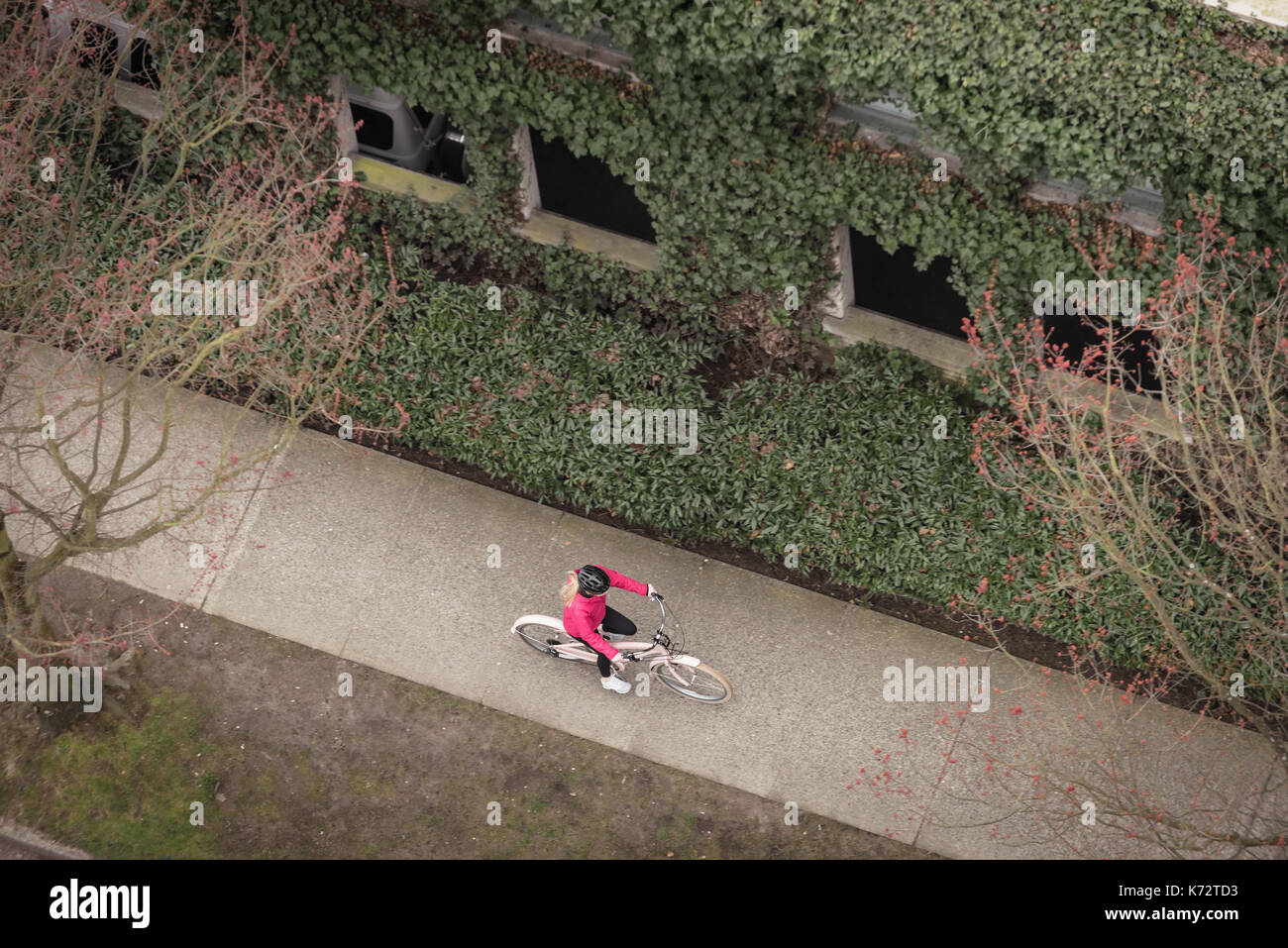 Cycling pathway hi-res stock photography and images - Alamy