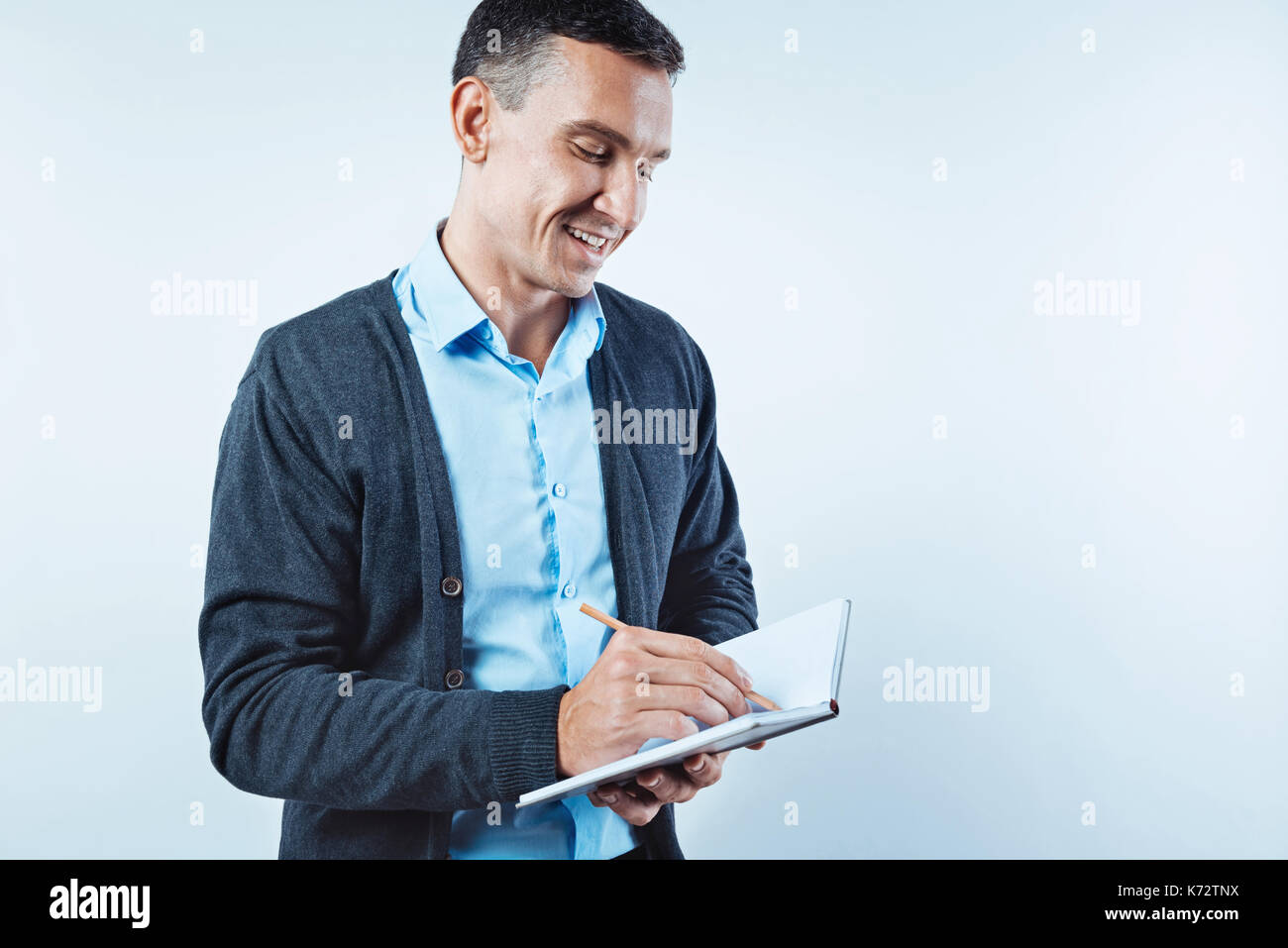 Man noting hi-res stock photography and images - Alamy