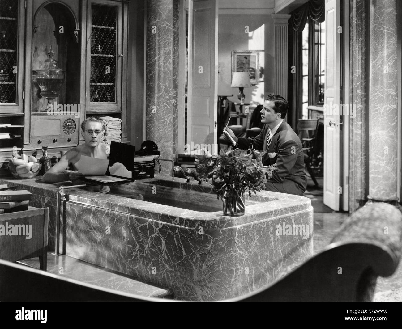 Laura 1944 film hi-res stock photography and images - Alamy