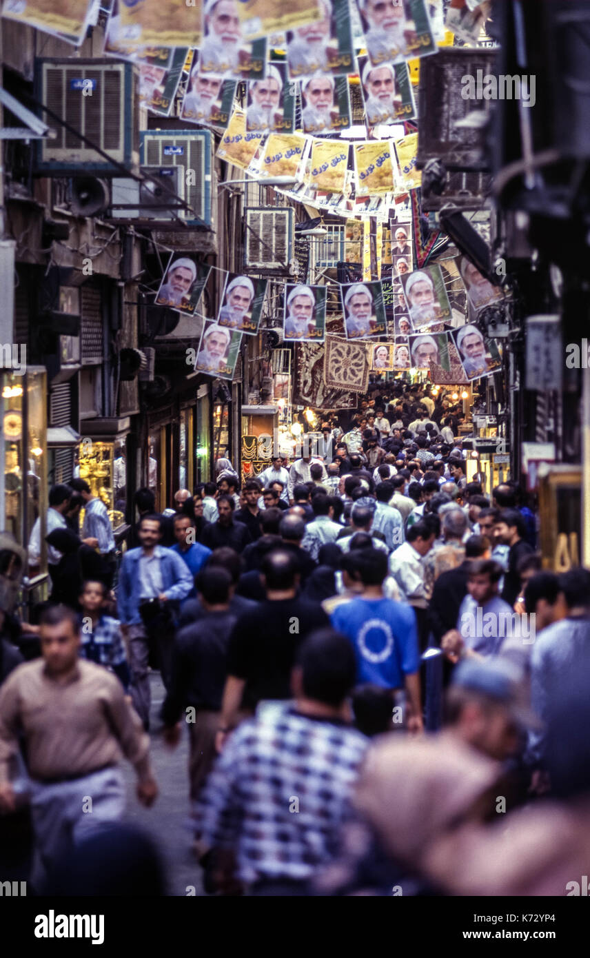 Street life in tehran hi-res stock photography and images - Alamy
