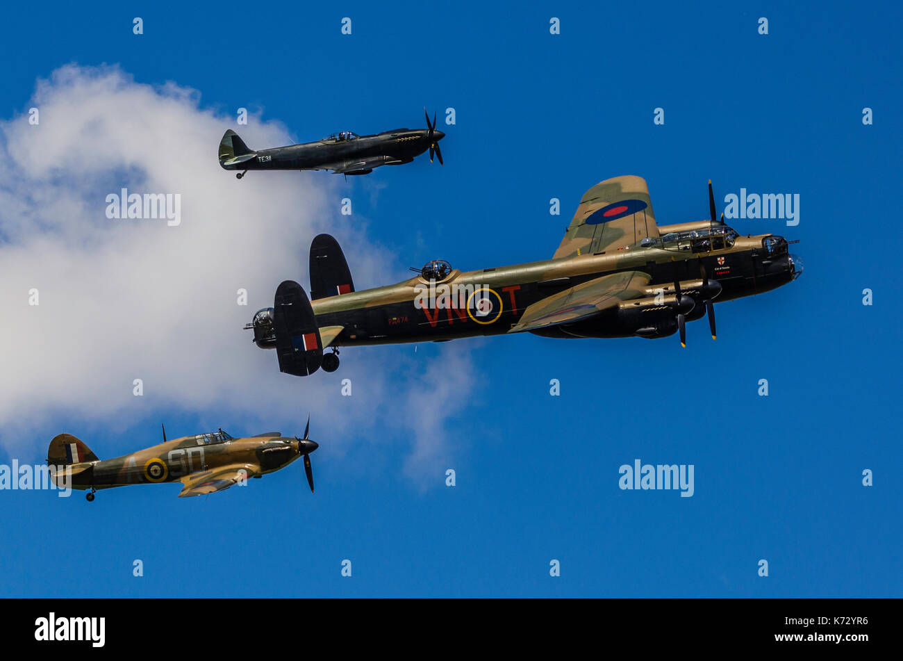 Spitfire hurricane lancaster hi-res stock photography and images - Alamy