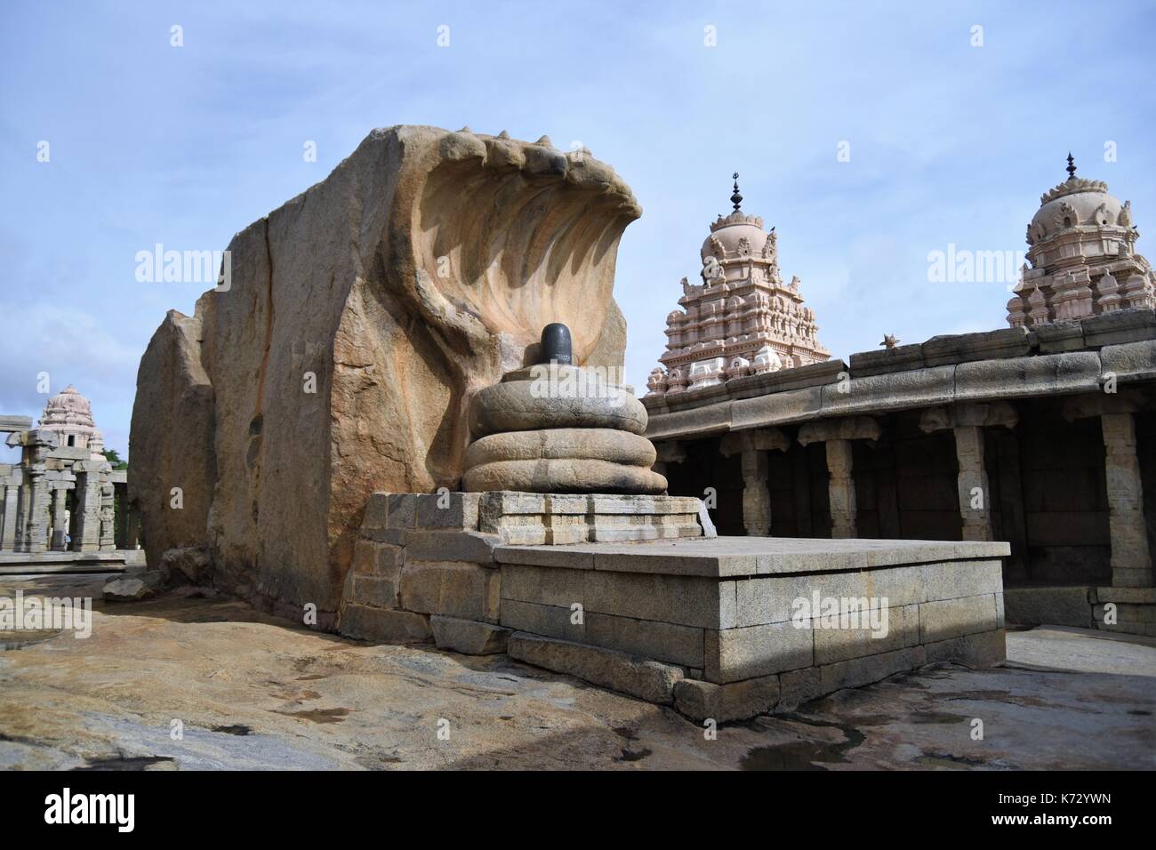 Veerabhadra Temple, Lepakshi India Stock Photo - Alamy