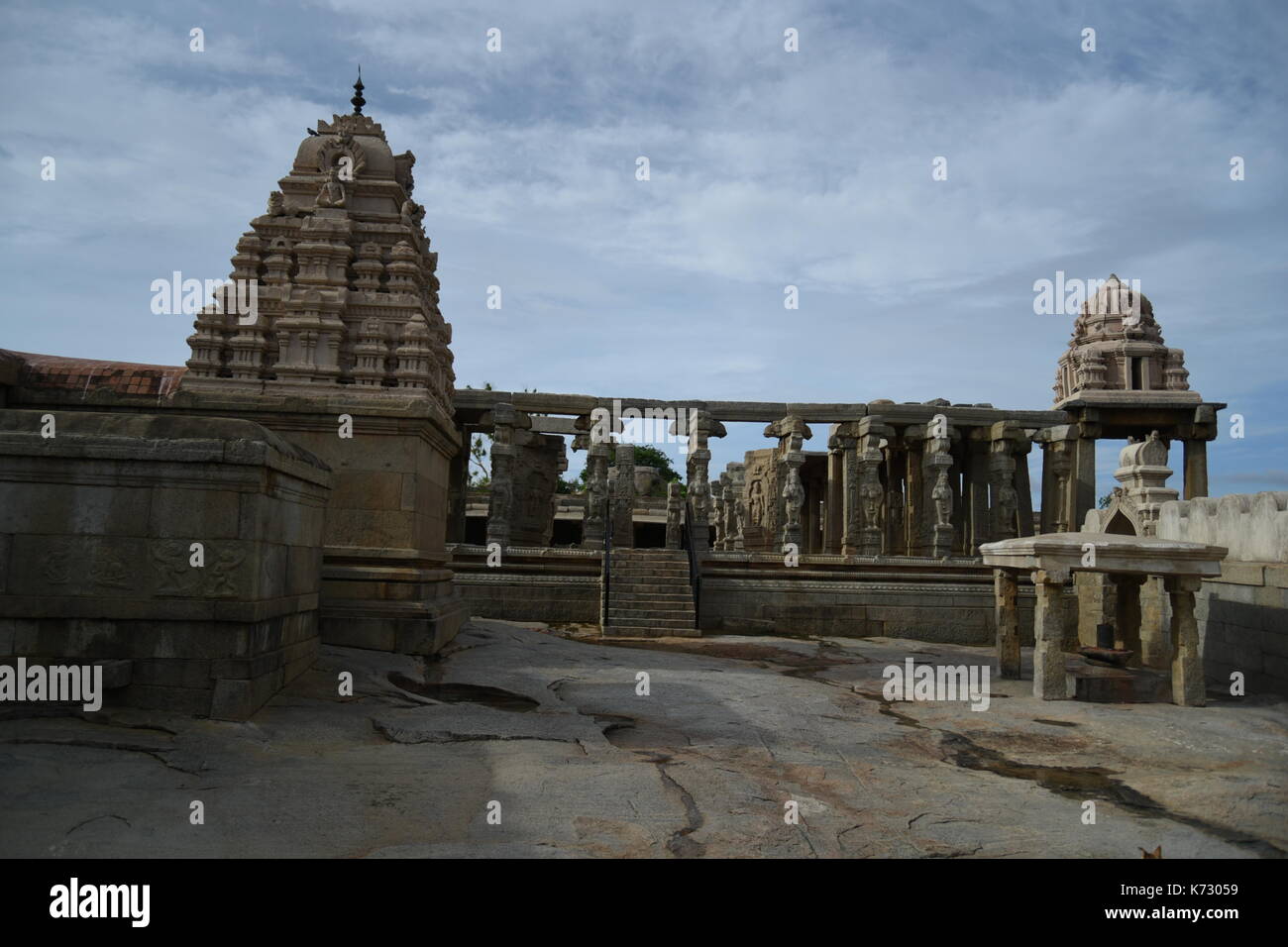 Veerabhadra Temple, Lepakshi India Stock Photo - Alamy