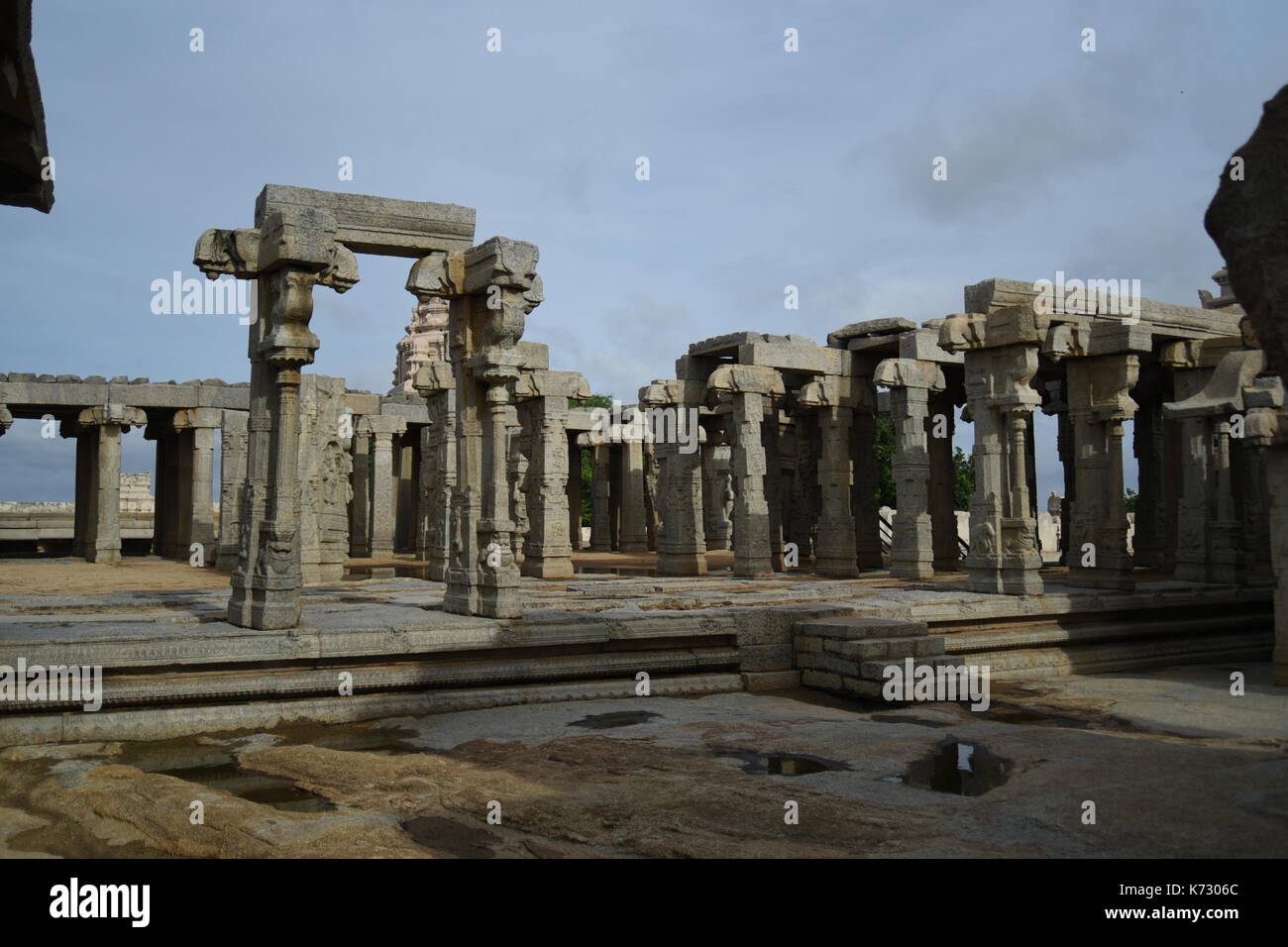 Veerabhadra Temple, Lepakshi India Stock Photo - Alamy