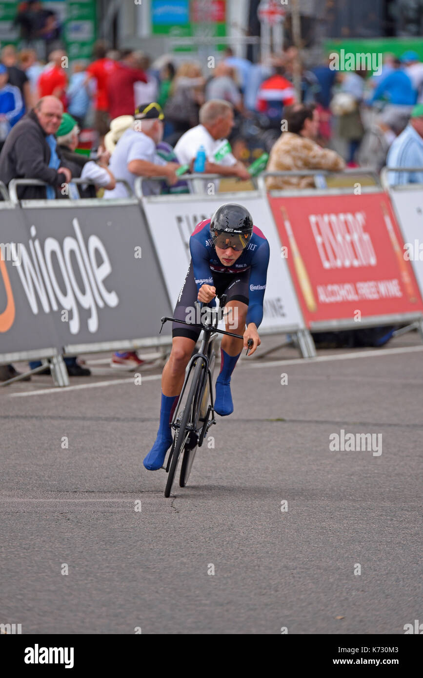 James gullen hi-res stock photography and images - Alamy