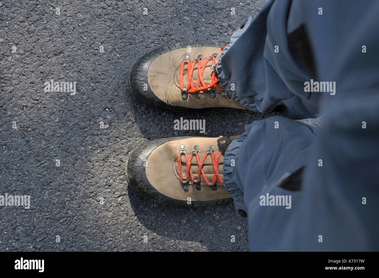 Hiker feet hi-res stock photography and images - Alamy