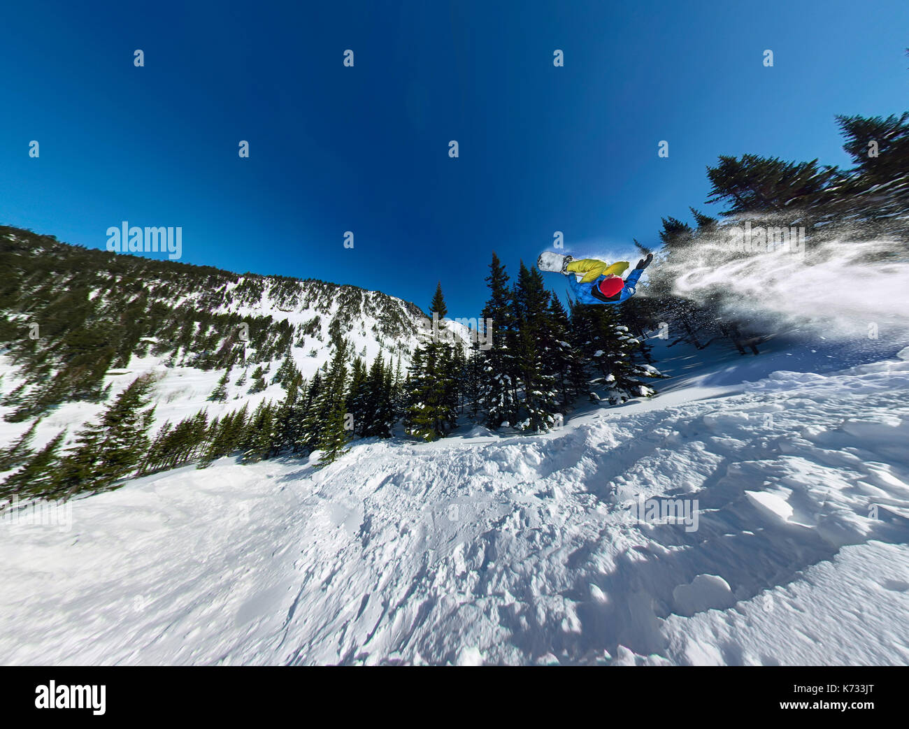 Man jumping aerial hi-res stock photography and images - Alamy