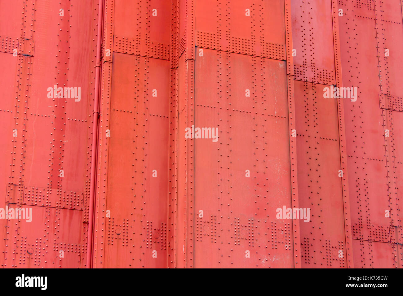 Details of the Golden Gate Bridge, a painted red suspension bridge ...