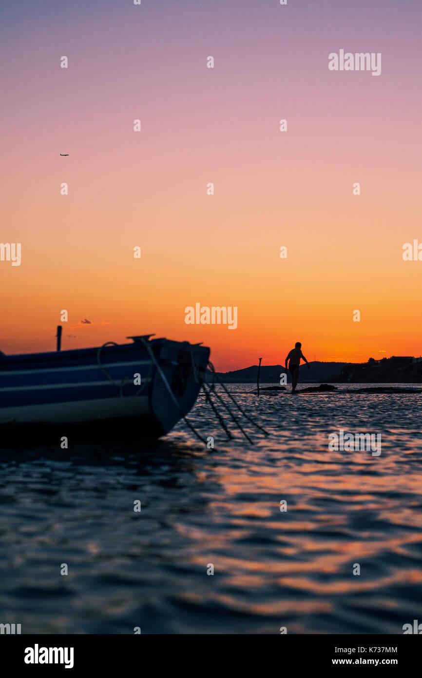 Man fishing boat hi-res stock photography and images - Alamy