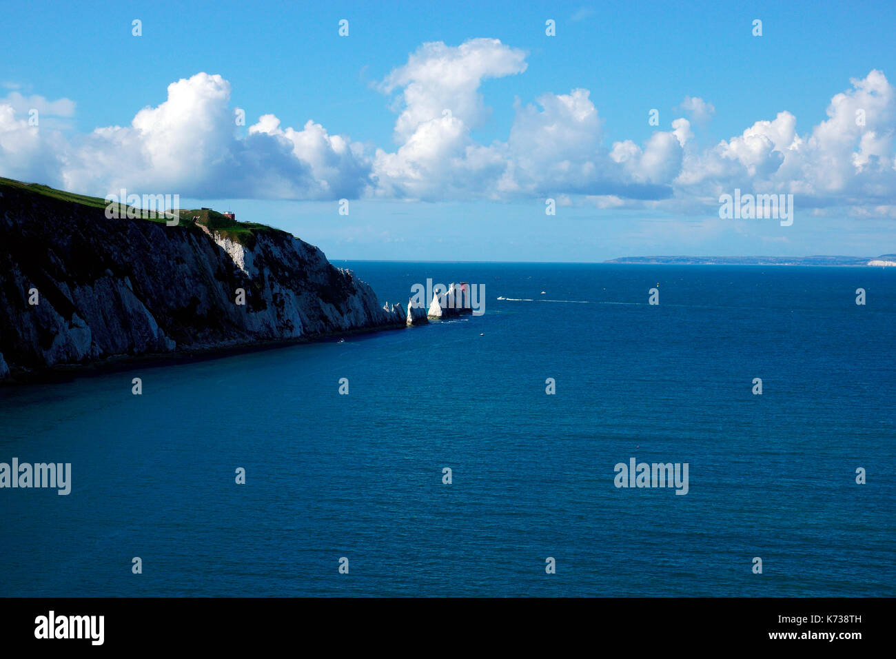 THE NEEDLES AND LIGHT HOUSE Stock Photo - Alamy