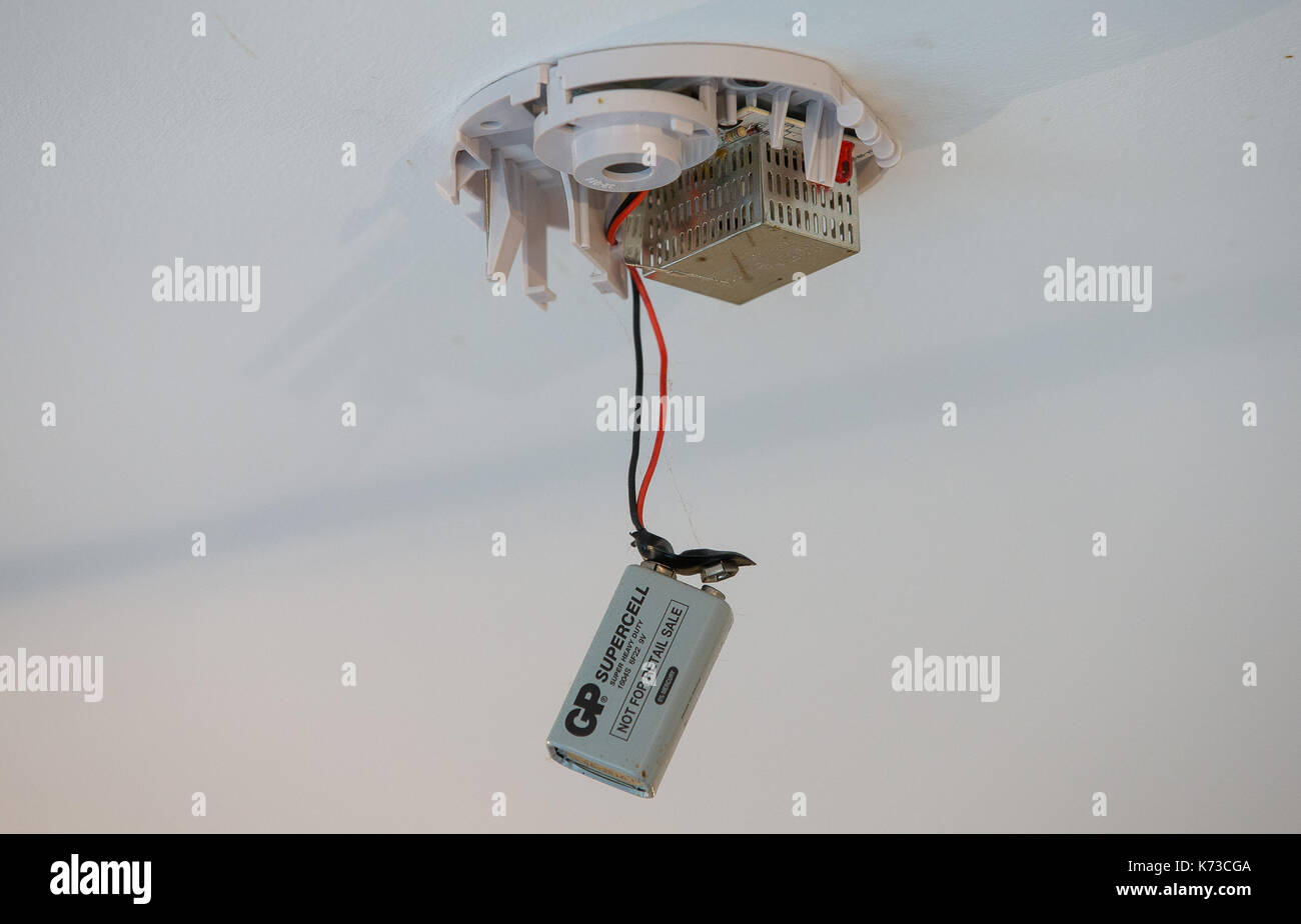 Broken fire alarm hi-res stock photography and images - Alamy