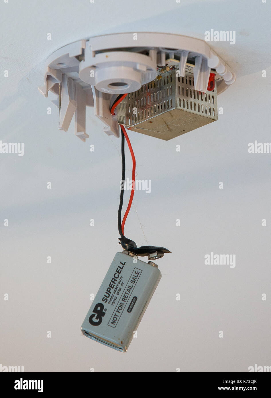 Broken fire alarm hi-res stock photography and images - Alamy