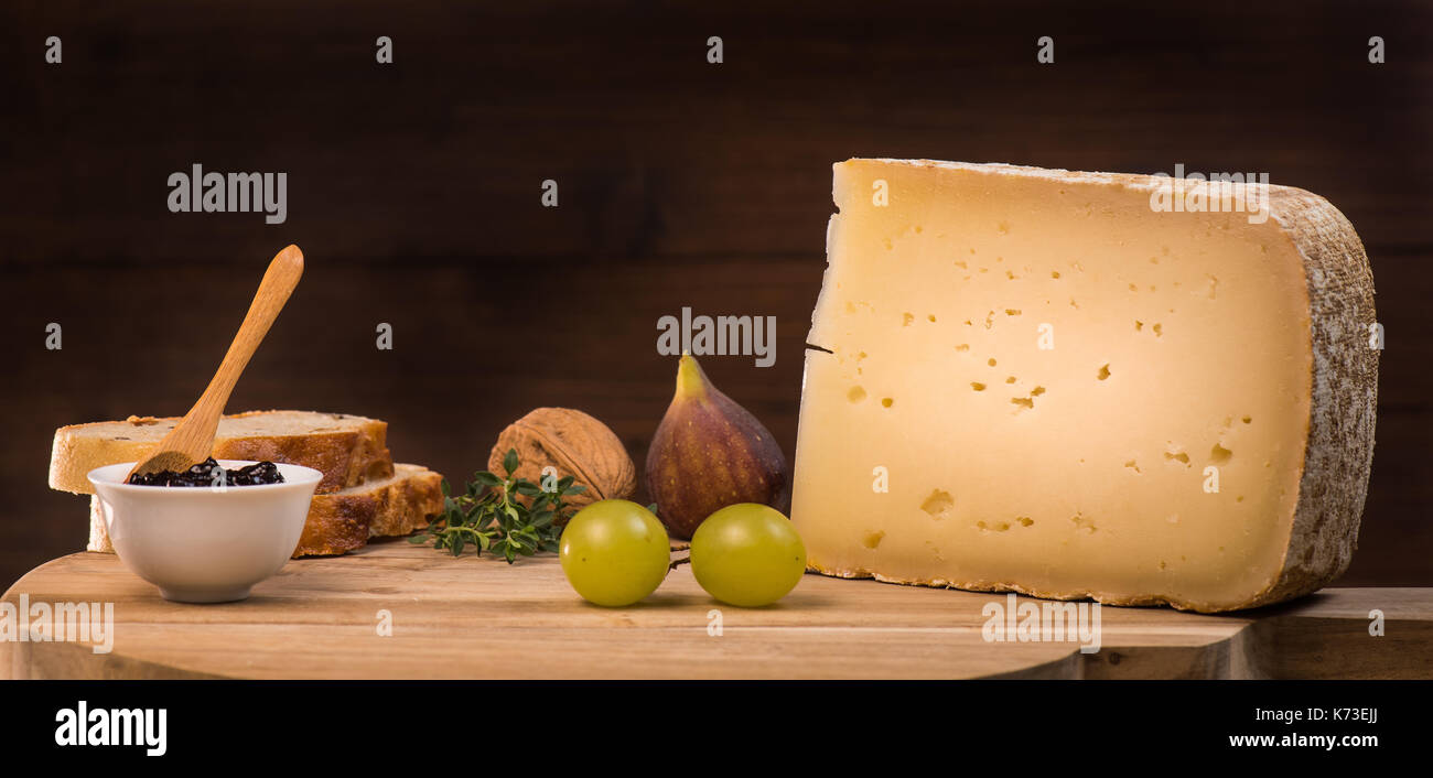 Ossau-Iraty, French cheese, Pyrenees, France Stock Photo - Alamy