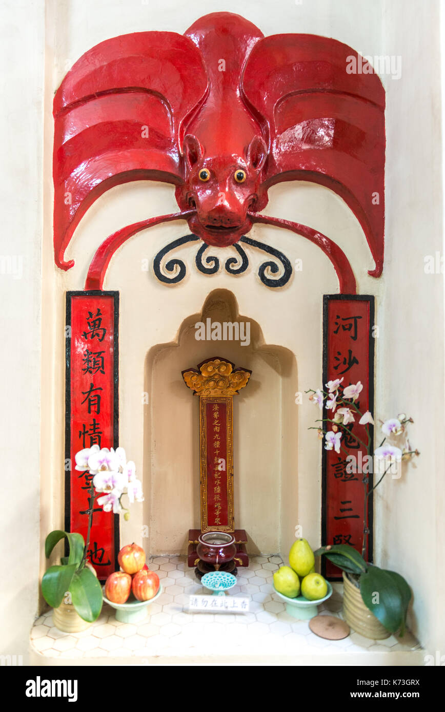 Tung Lin Kok Yuen,a Buddhist nunnery and educational institution ...