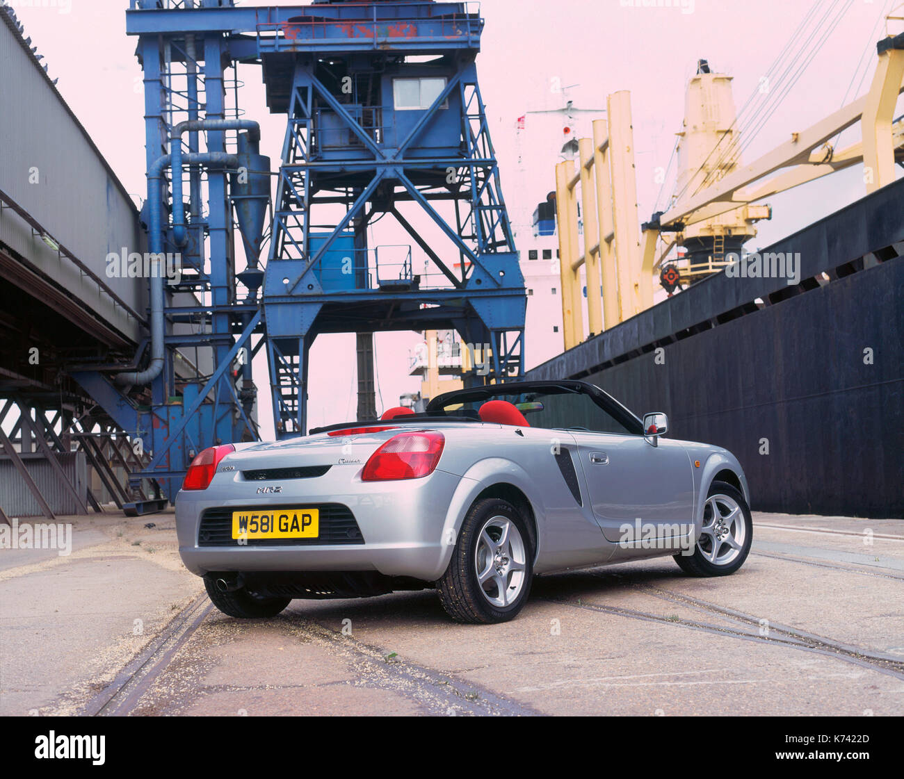 2000 Toyota MR2 Roadster Stock Photo - Alamy