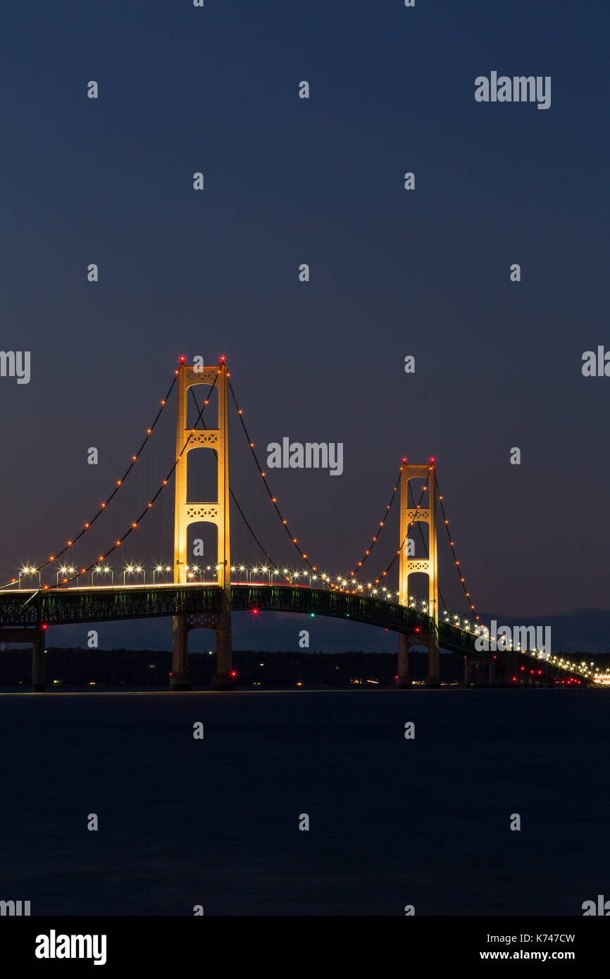Big Mackinac Bridge At Night Stock Photo - Alamy