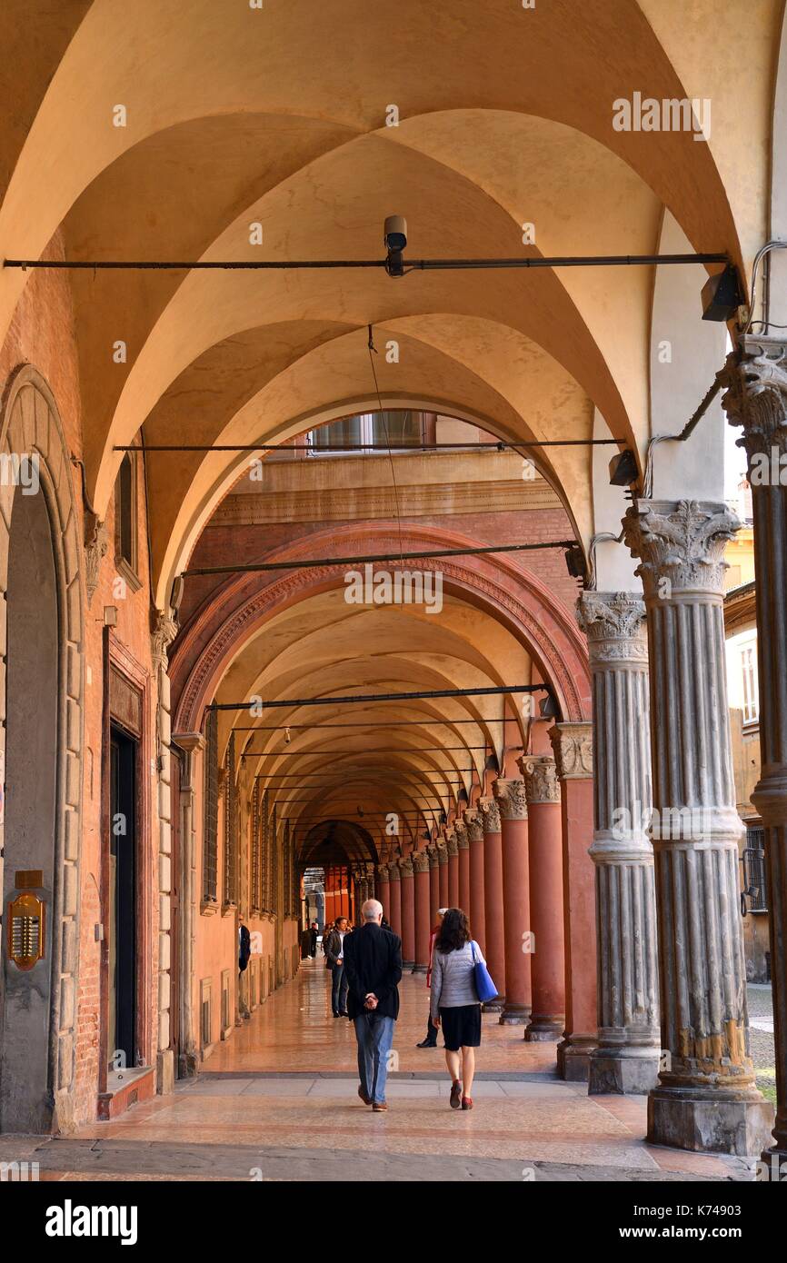 Italy, Emilia Romagna, Bologna, via Santo Stefano, gallery with arcades ...