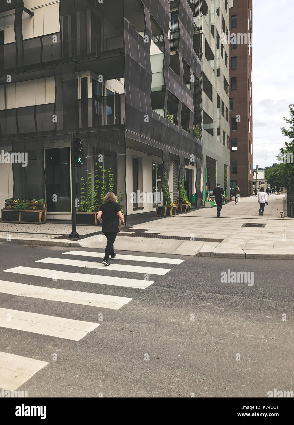 Urban life. People Walking In A Big City Stock Photo - Alamy