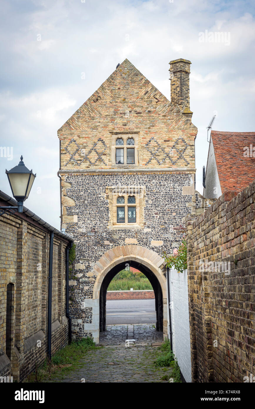 14th century building 1300s hi-res stock photography and images - Alamy