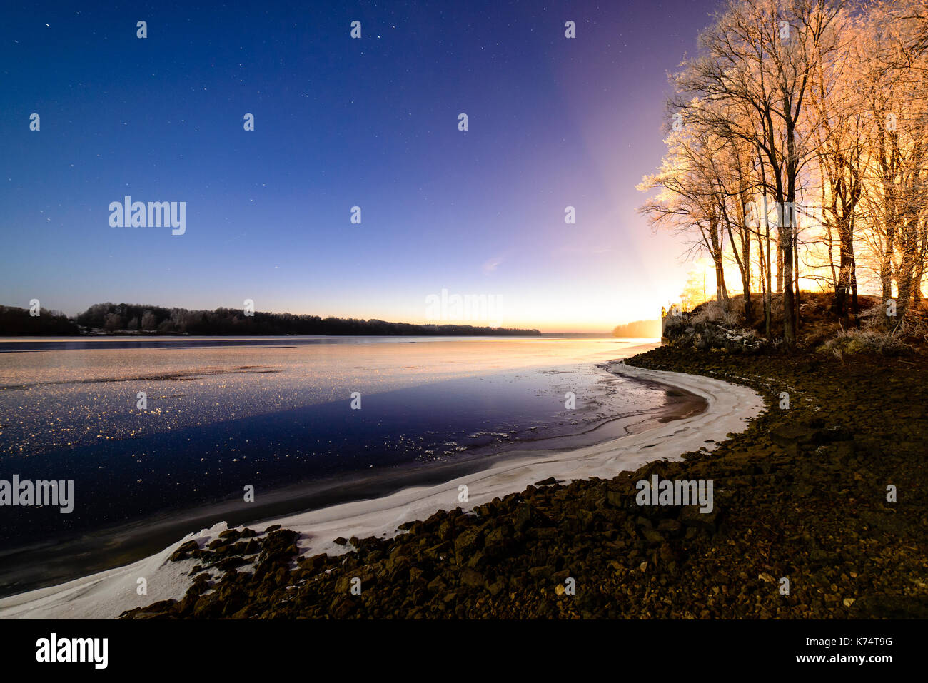 night sky with stars and milky way over beach Stock Photo - Alamy