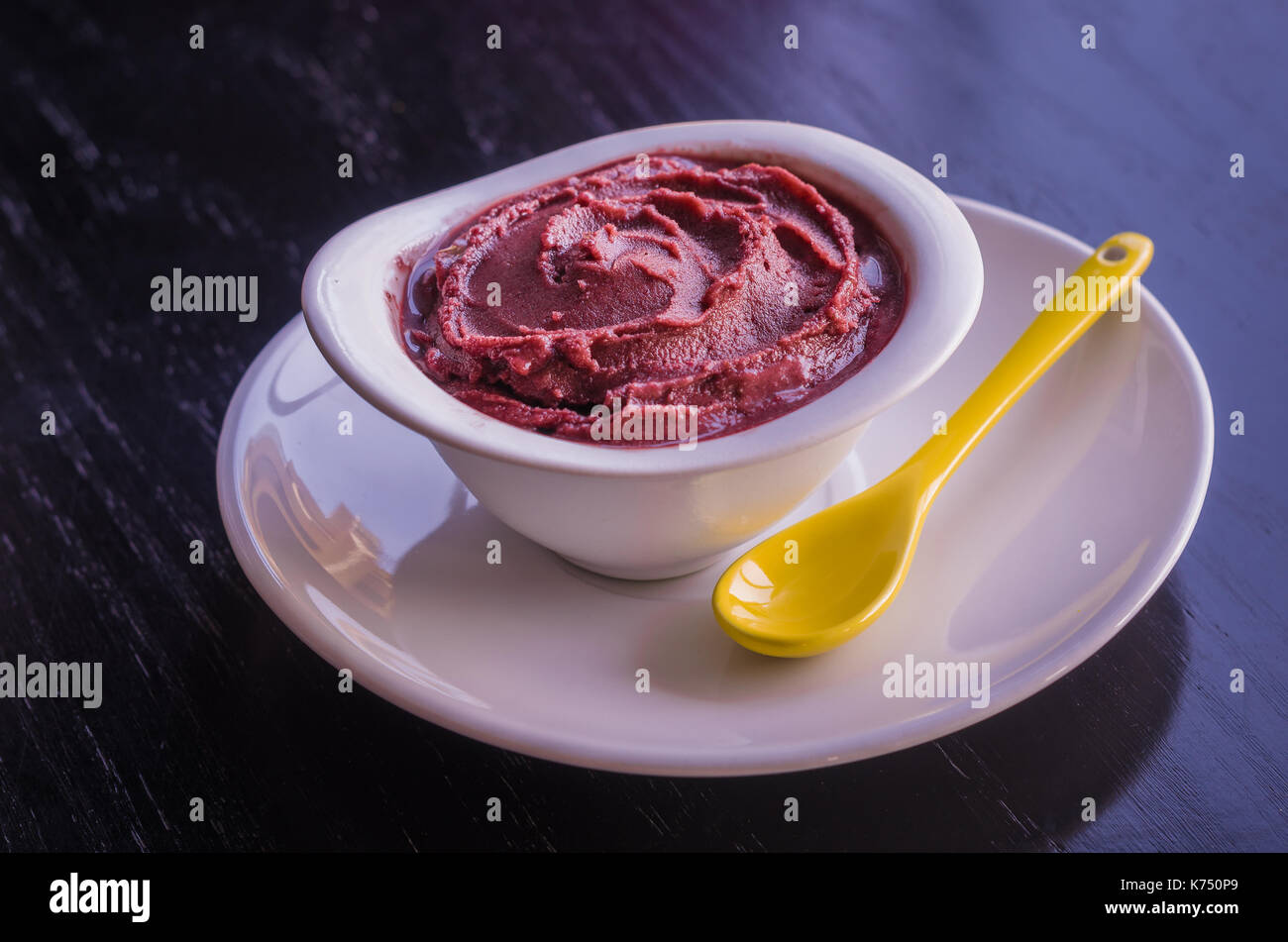 Acai (açaí) bowl. Typical Brazilian food Stock Photo - Alamy